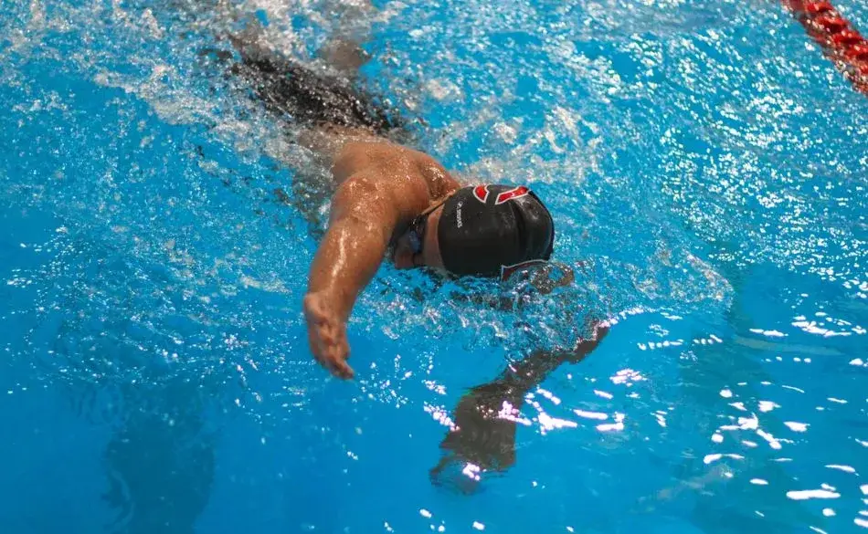 Master Basic Swimming Techniques for Beginners